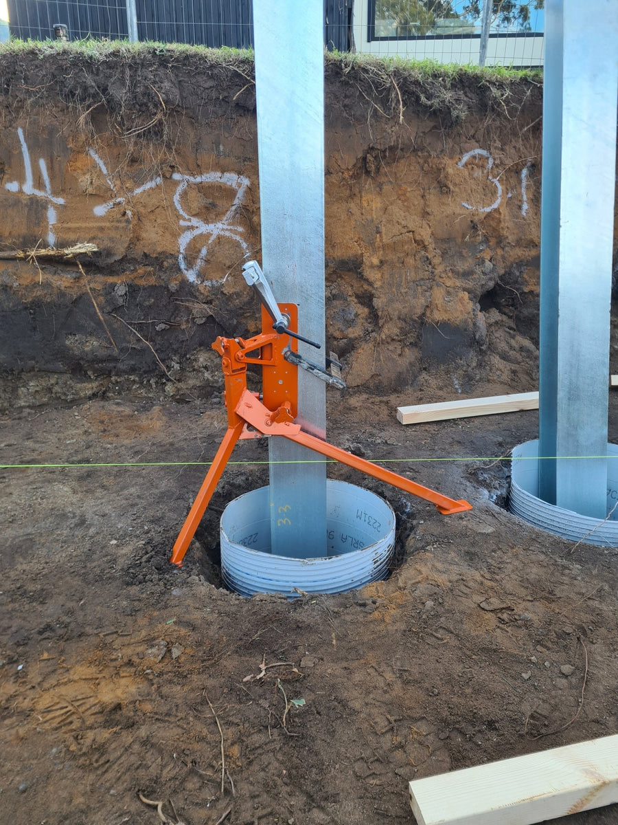 Blog 1: Matt’s Tips – Mastering Retaining Wall Posts with Ease – Postatool